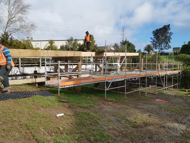 Fort Projects: Otara Creek Bridge & Paths